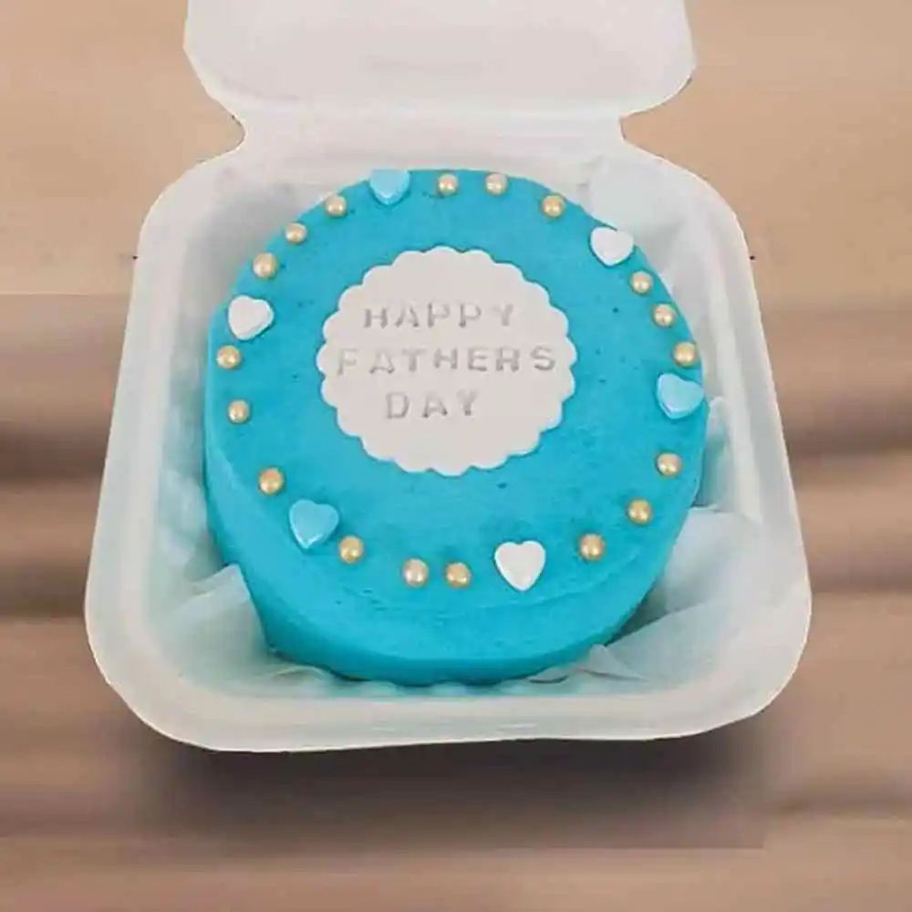Out-of-the-ordinary bento cake from CustomWish